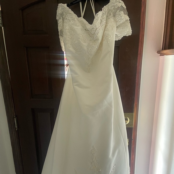 Dineh Collection | Dresses | Dineh Collection Wedding Dress | Poshmark